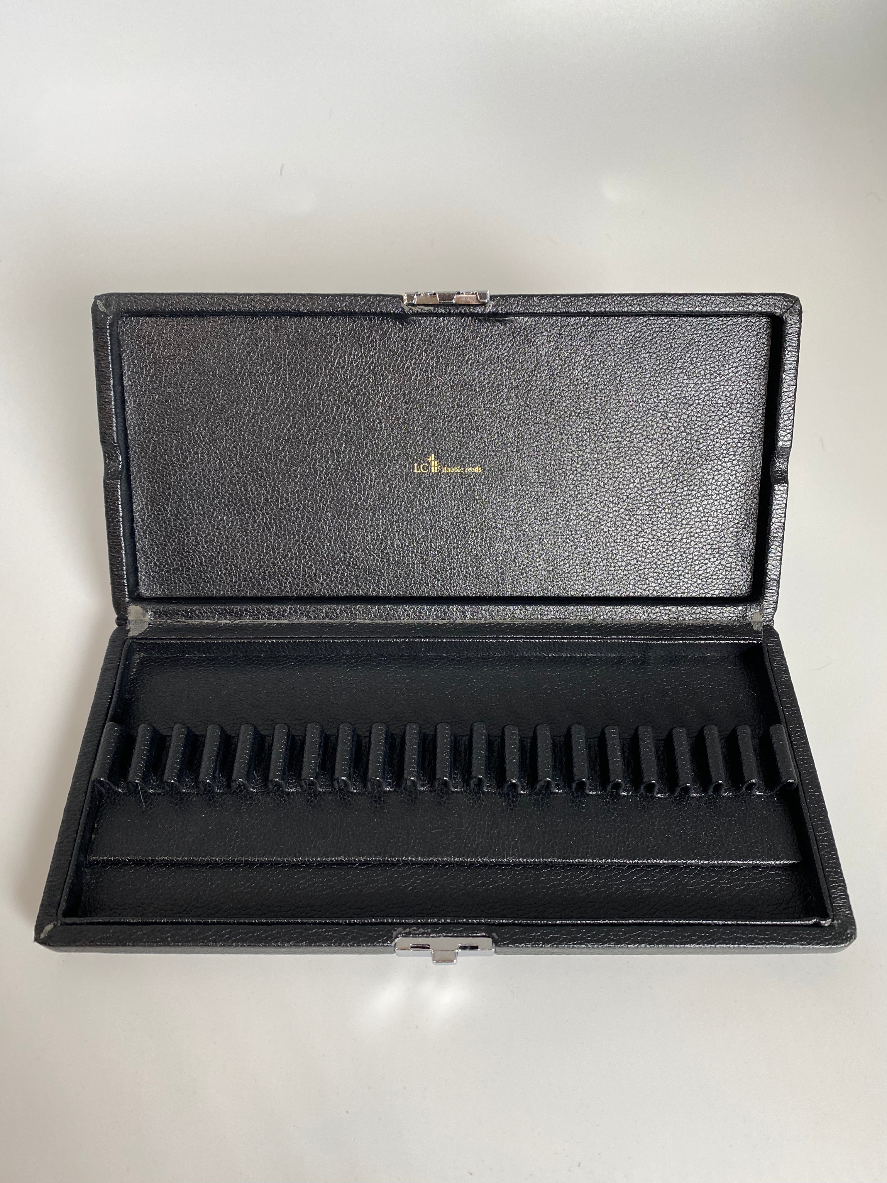 Oboe reed case for 20 reeds – LC Double Reeds